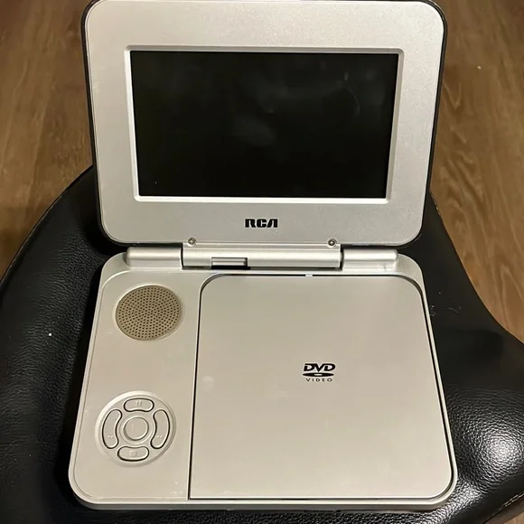 Rca Portable Dvd Player RCA DRC99731 USER MANUAL Pdf Download